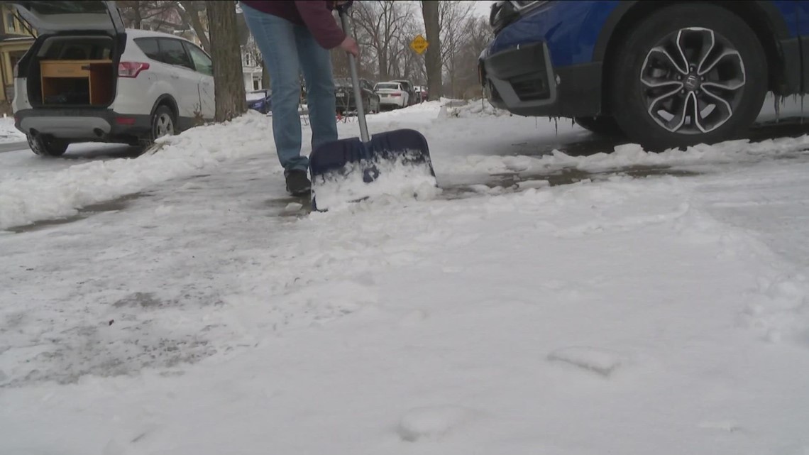 Clean-up efforts after ice storm continue | wgrz.com