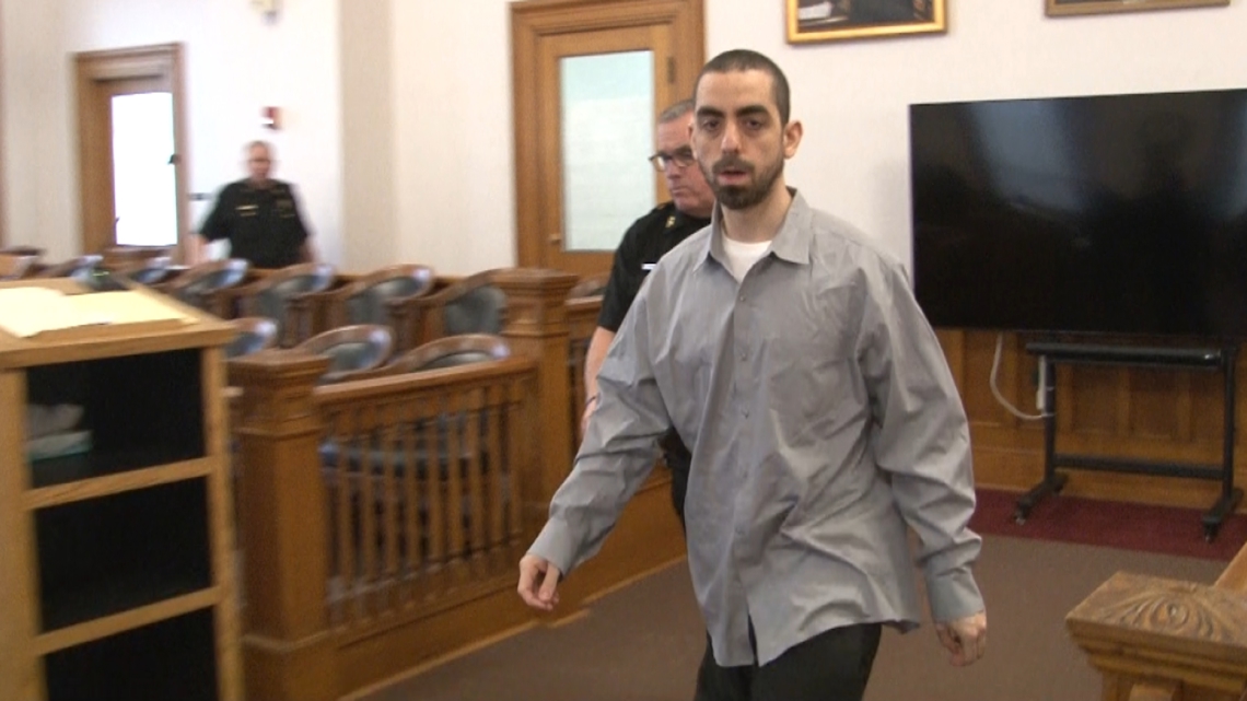 Hadi Matar trial: Testimony about evidence and DNA analysis resumes on ...