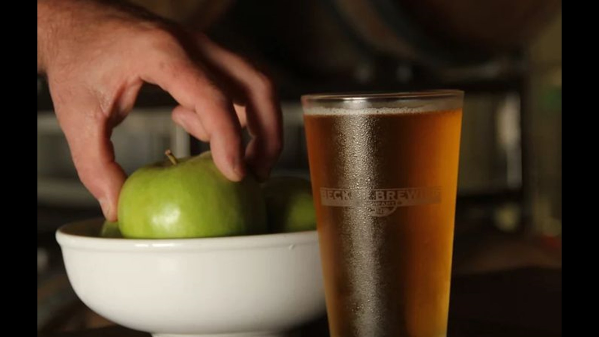 Apple Thief Weekend- 8/27 and 8/28 | wgrz.com