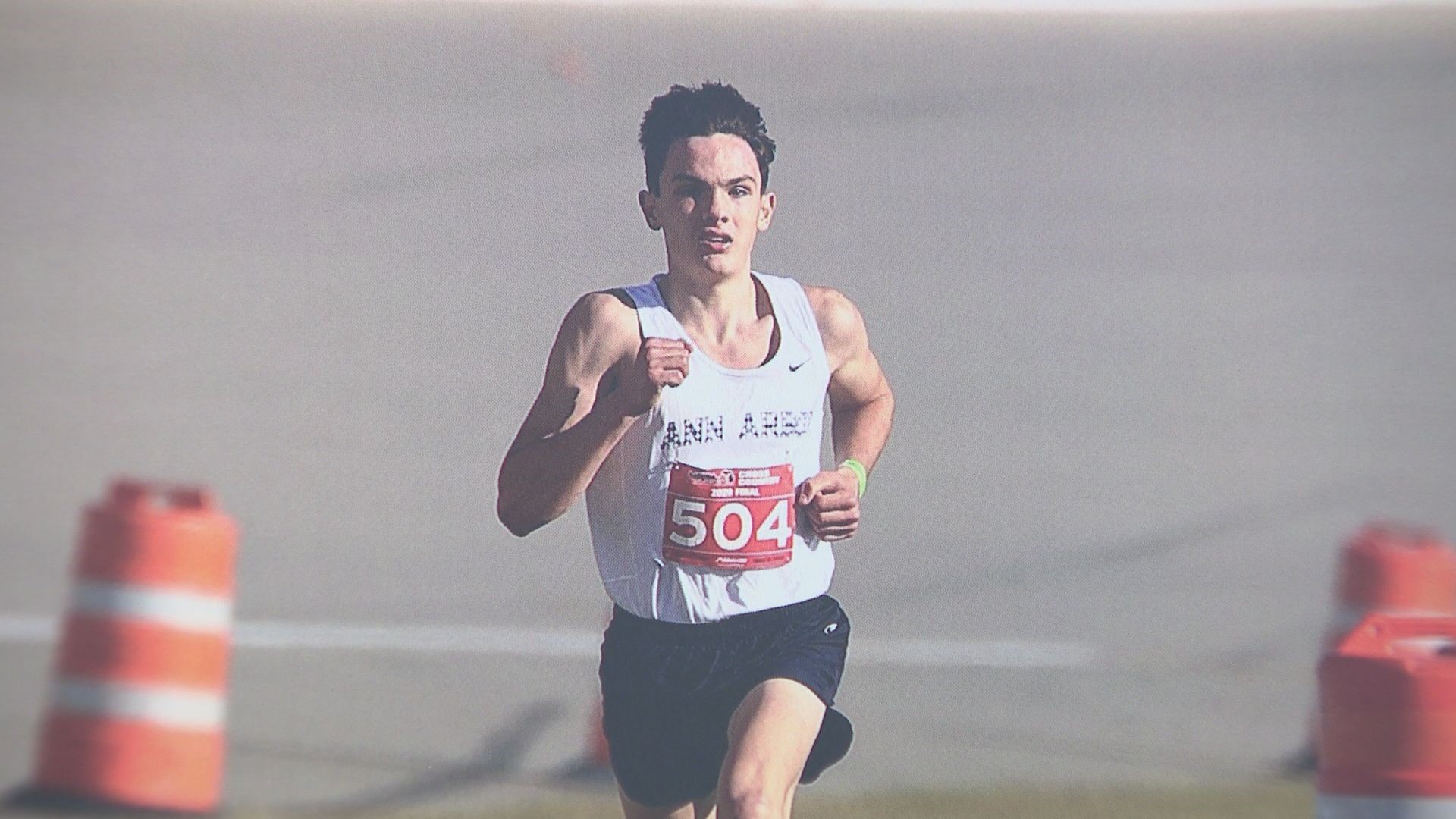Teen middle-distance runner with connection to Clarence turns pro ...