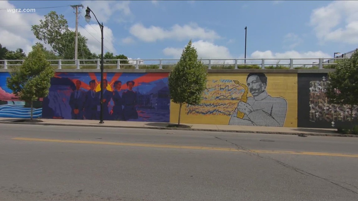 [4.2.13] Finding probability from a frequency table for selections with ...