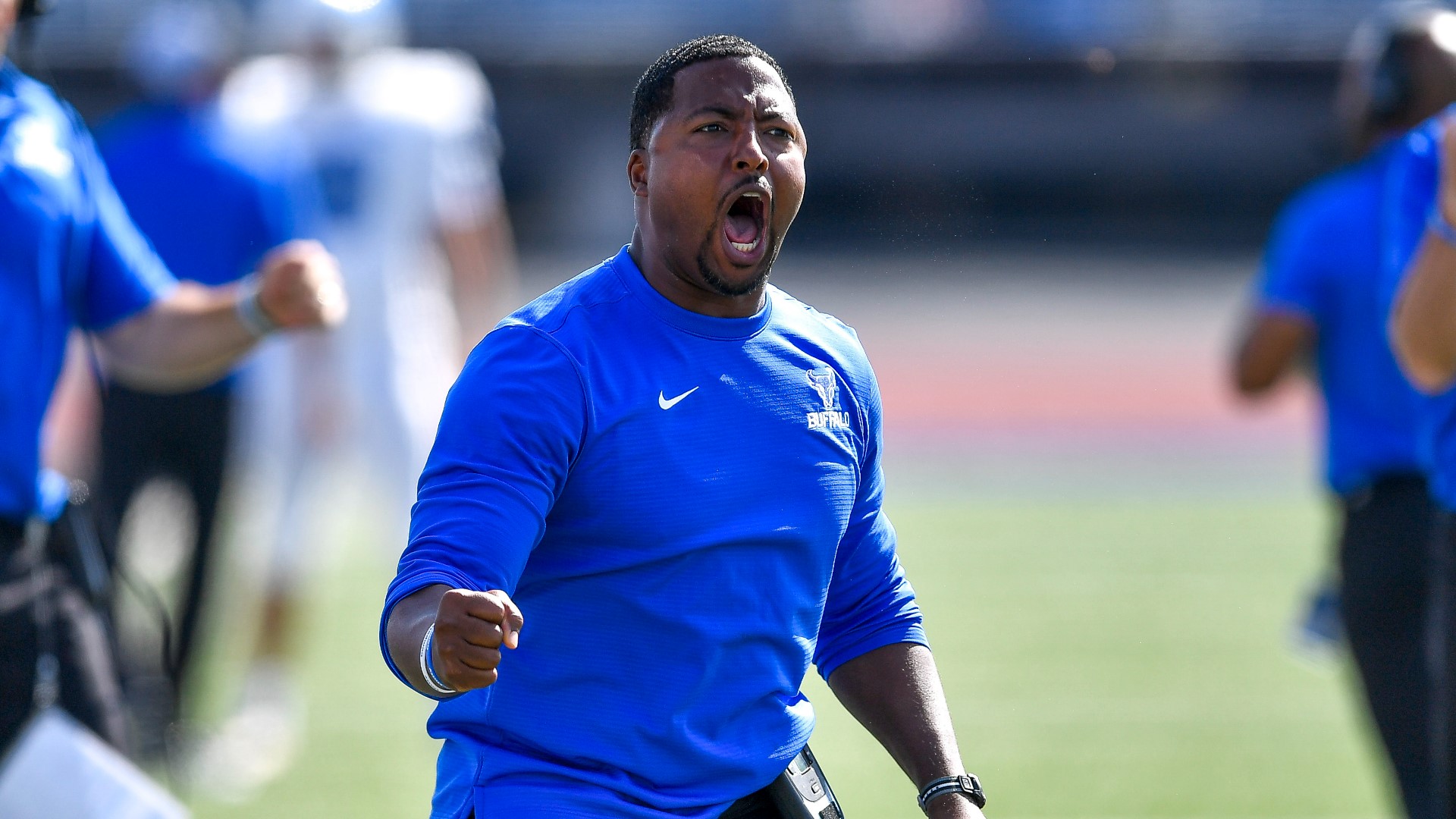 UB football coach Maurice Linguist leaving University at Buffalo | wgrz.com