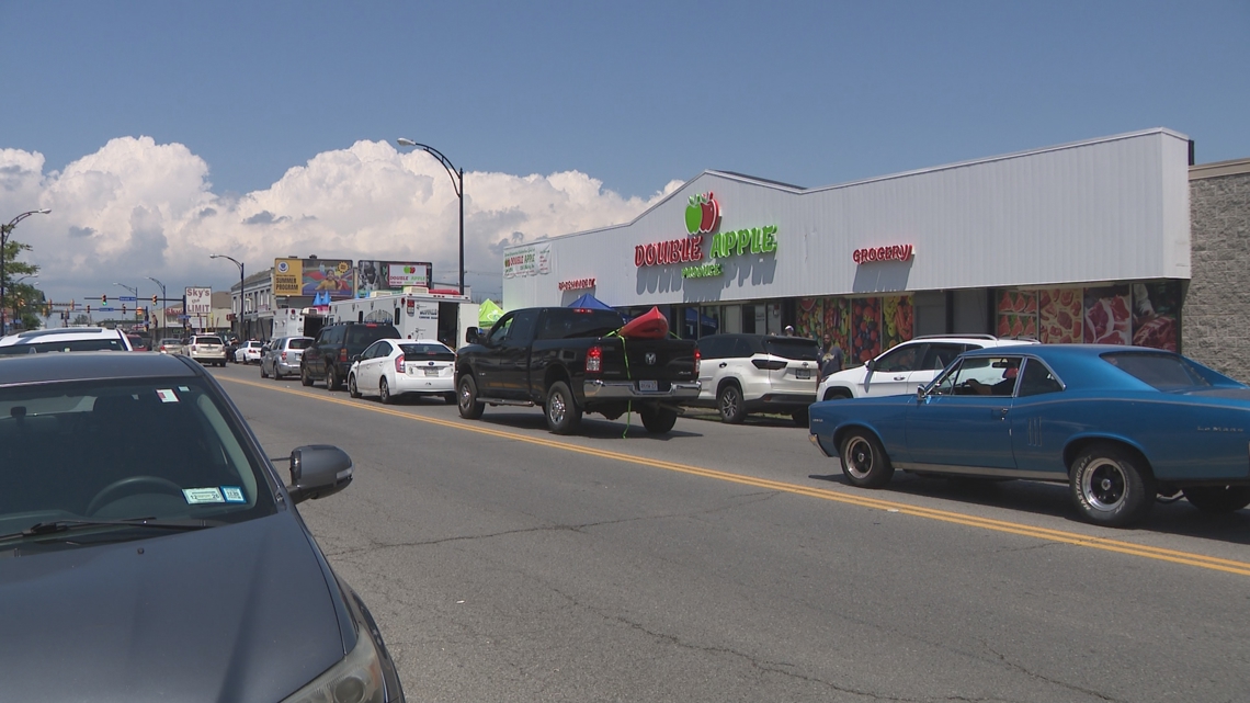 Double Apple fights Buffalo food desert on East Side | wgrz.com