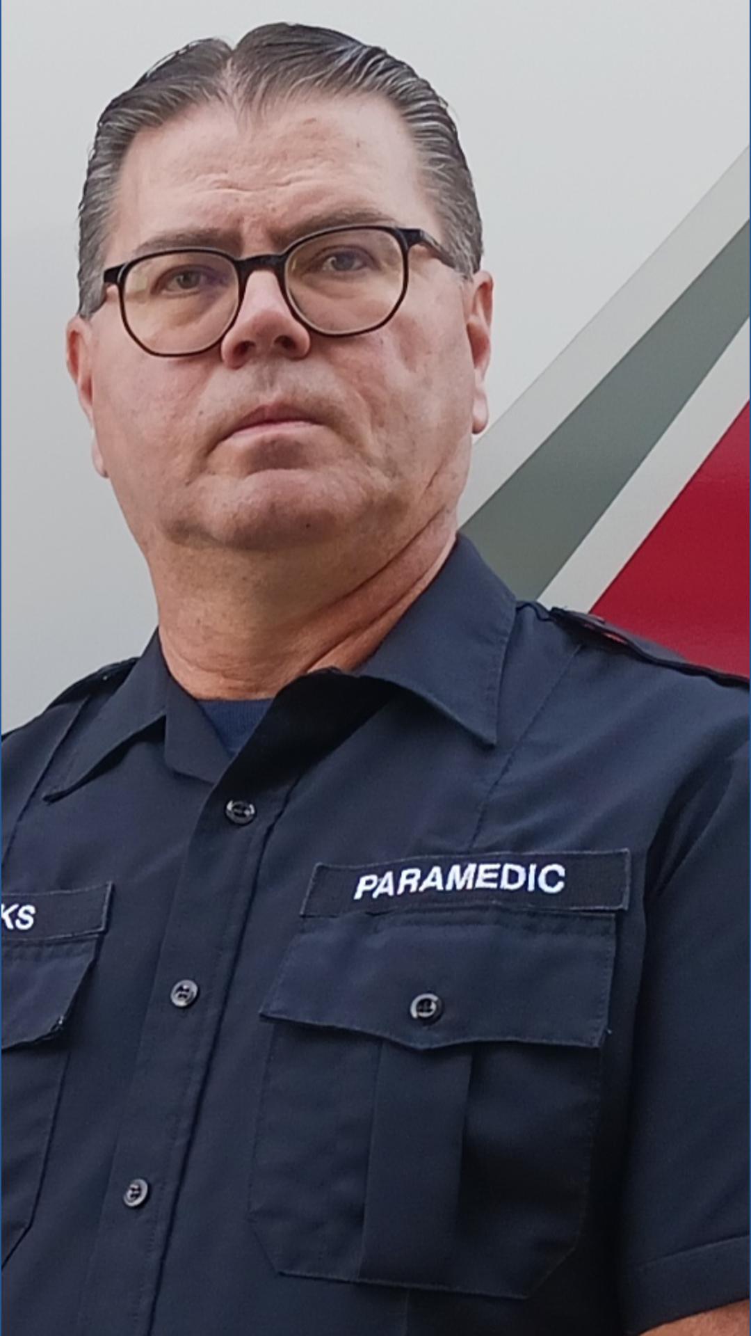 Local paramedic earns National Stars of Life award | wgrz.com