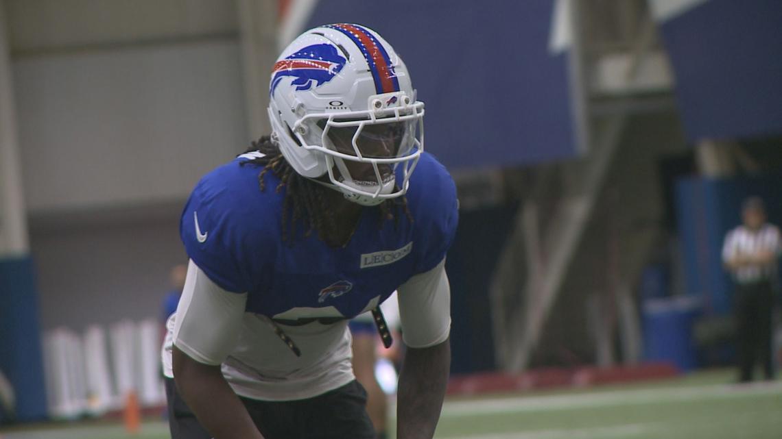 Buffalo firefighters respond to fire at Church Street building | wgrz.com