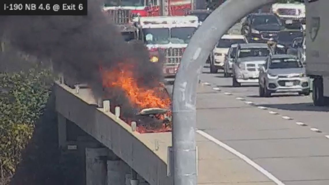 Car fire halts traffic on northbound 190 in Buffalo | wgrz.com