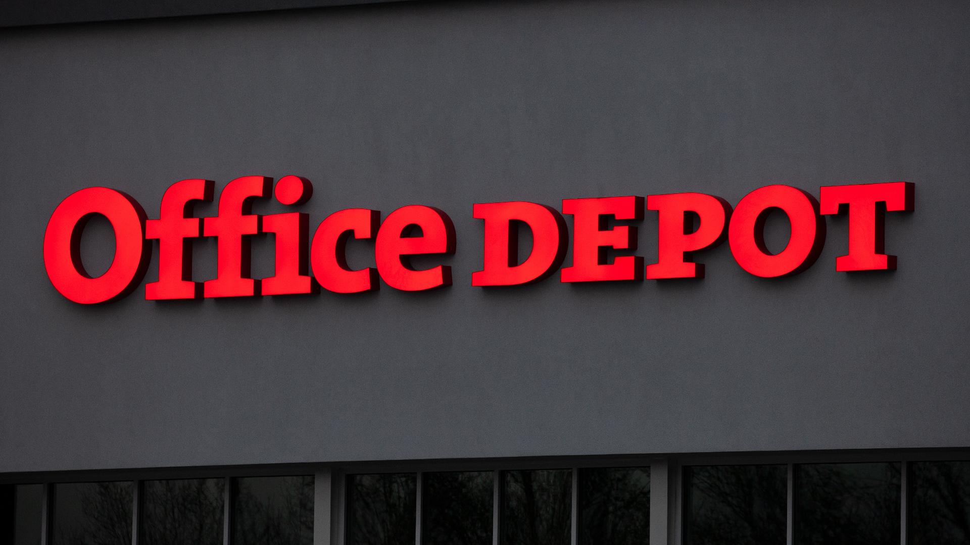 Michigan Office Depot employee fired for refusing to print Kirk vigil poster | wgrz.com